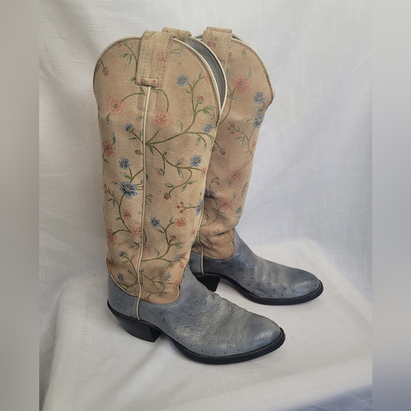 Olathe Boot Co. | Shoes | Olathe Womens Vintage Ostrich And Floral ...